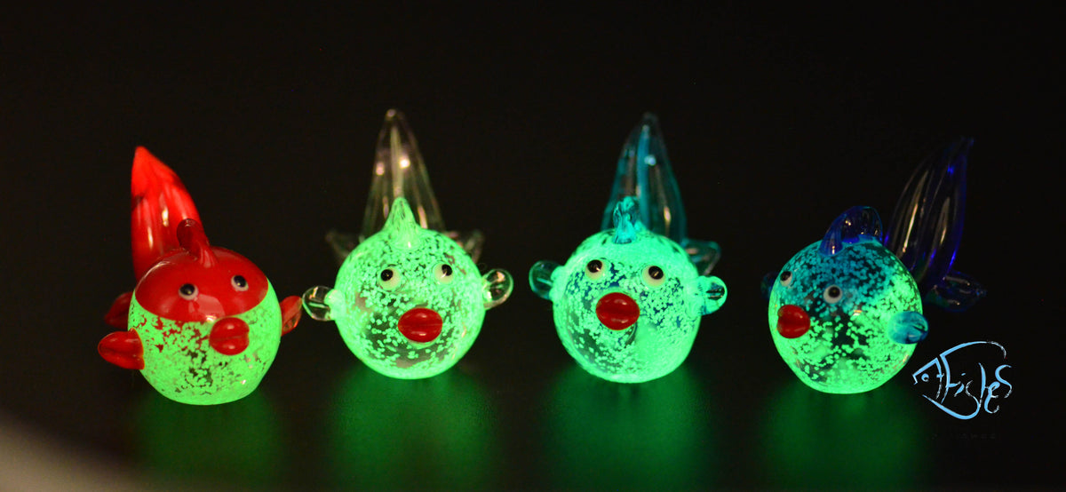 Glass Glowing Goldfish Ornament | Seven Fishes