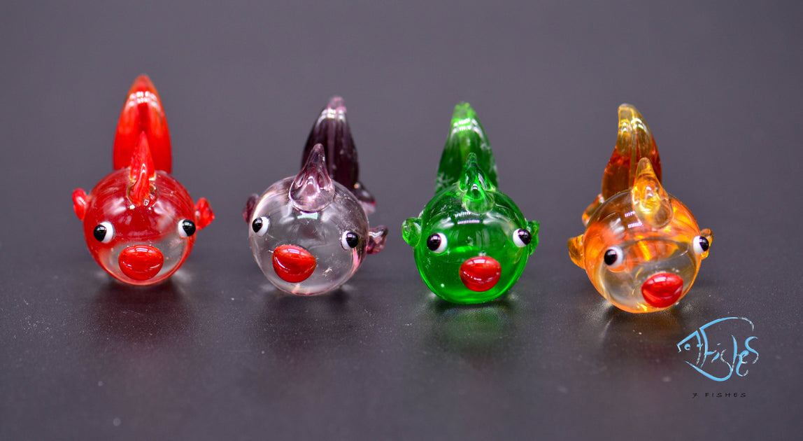 Glass Goldfish Ornament | Seven Fishes